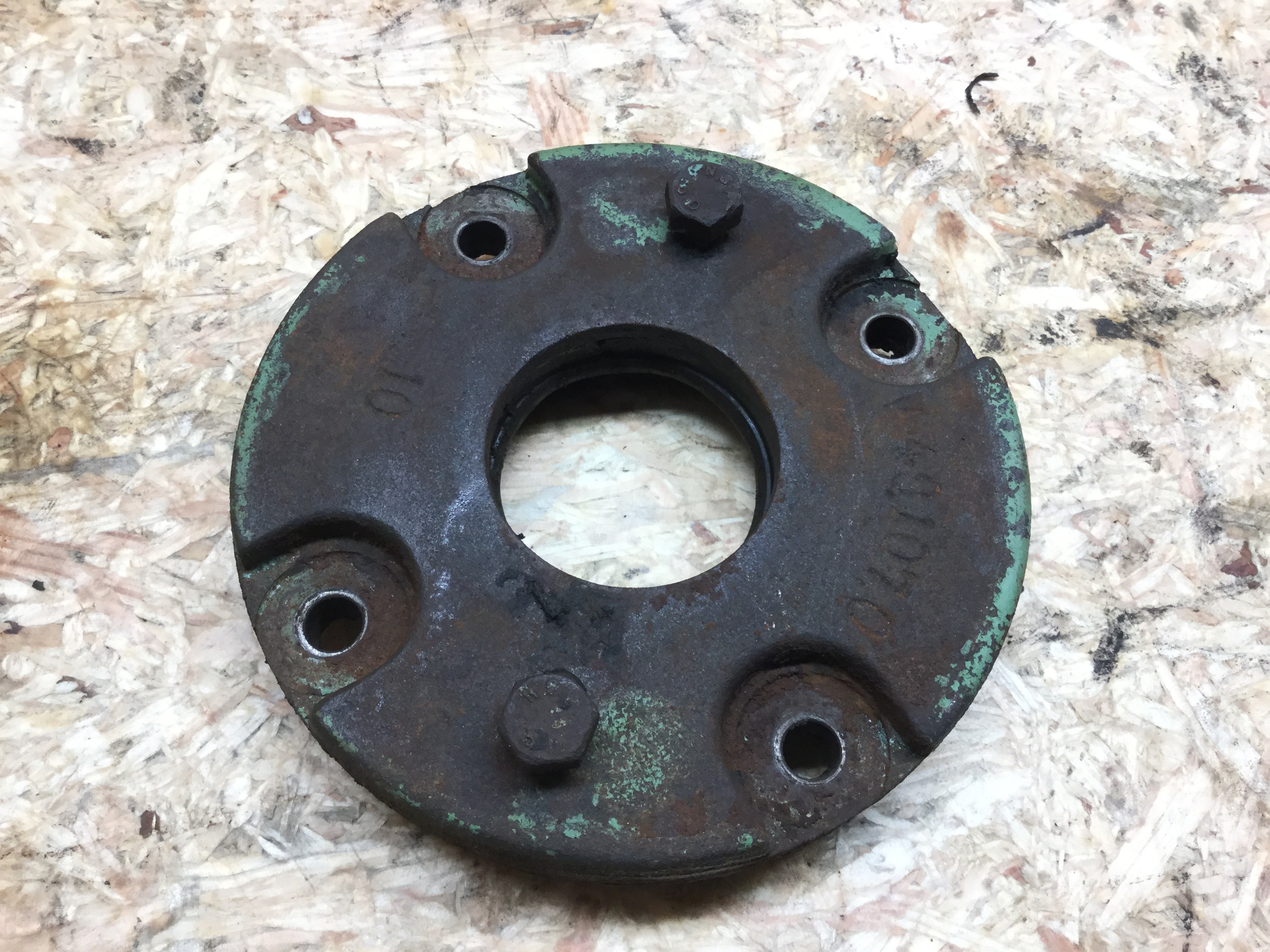 MAN A25A Ackerdiesel A10 Getriebe Lagerring für Zapfwelle | Huber Parts